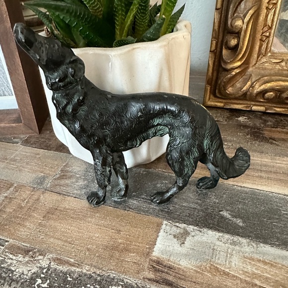 Accents | Vintage Iron Hunting Dog Trinket Decor Piece | Poshmark